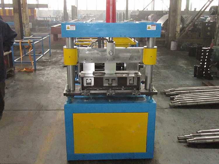 Multi Profiles Roll Forming Equipment , Steel Frame Cold Roll Forming ...